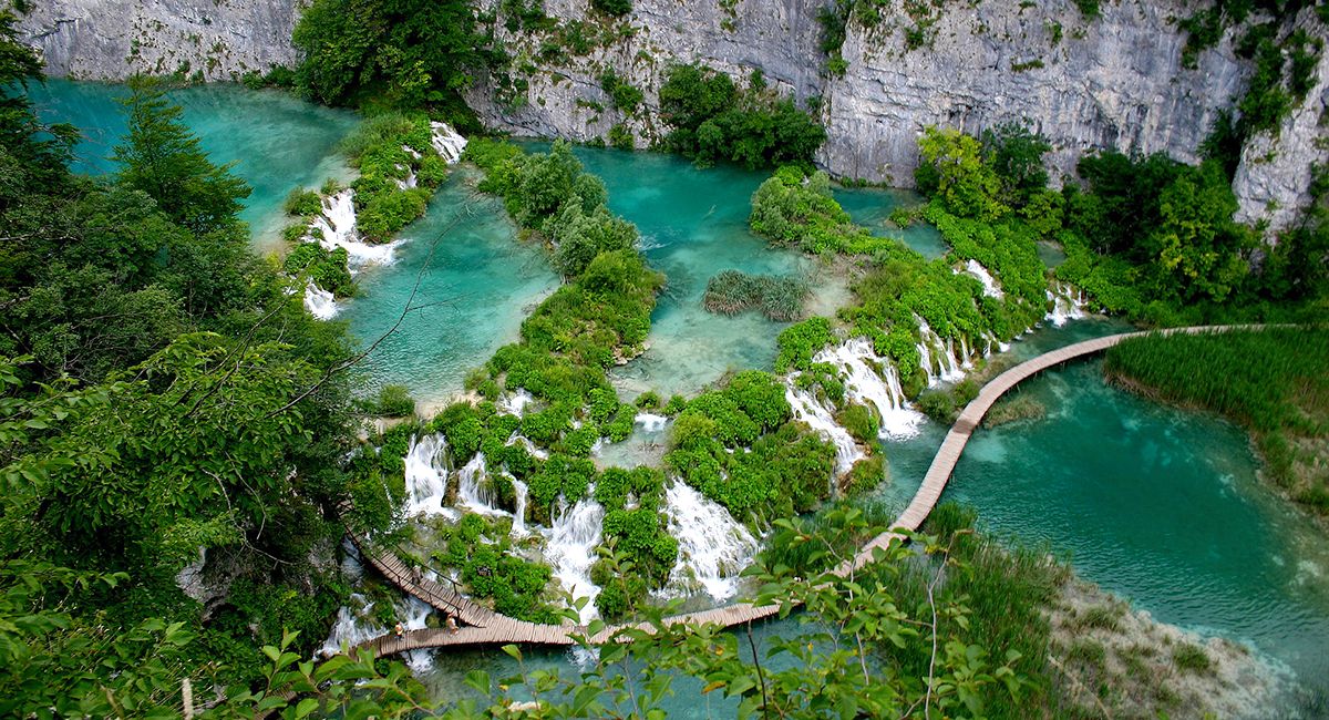The 12 World's Longest Hiking Trails | Hardloop
